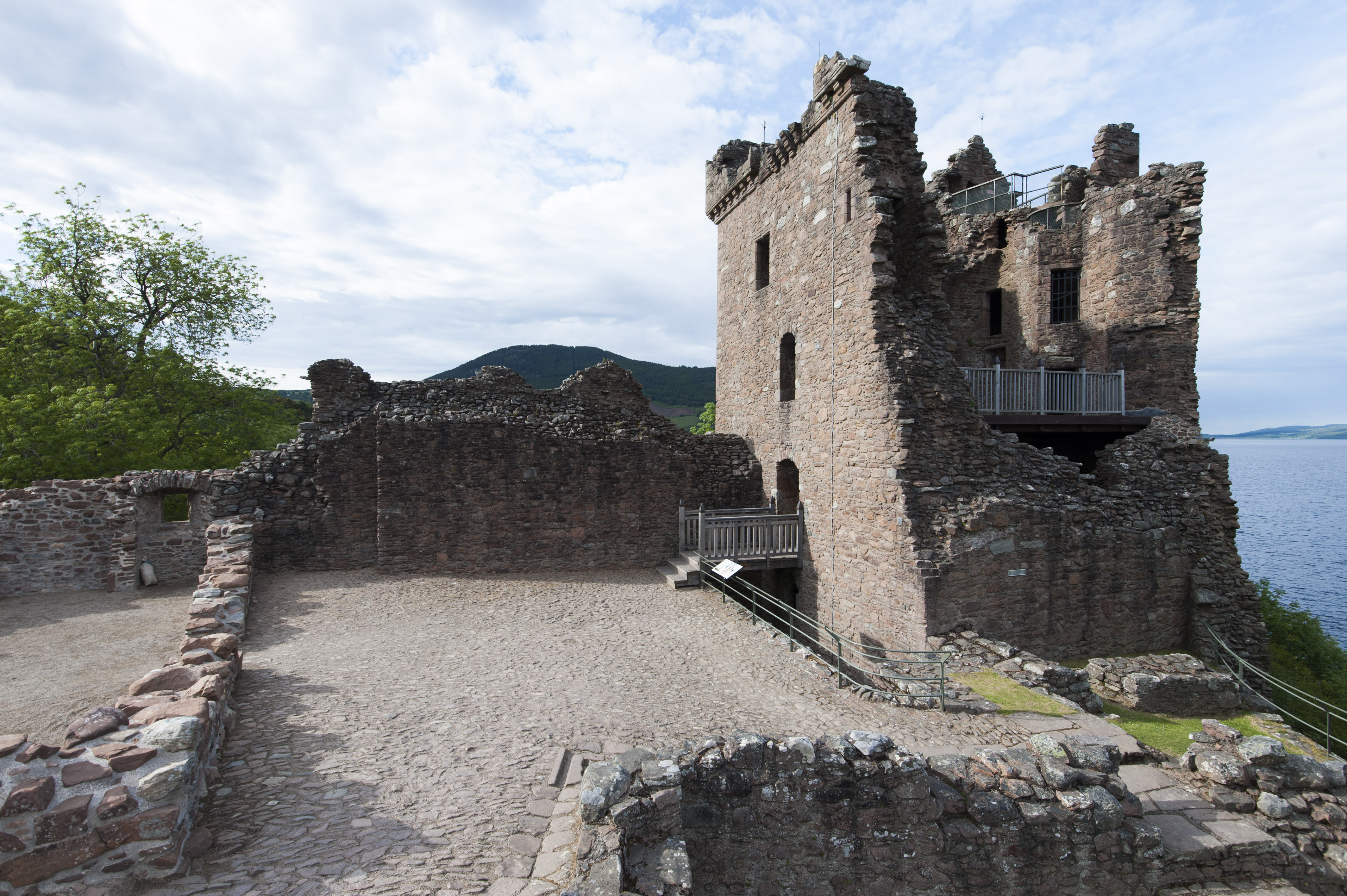 Urquhart Castle | Lead Public Body for Scotland's Historic Environment