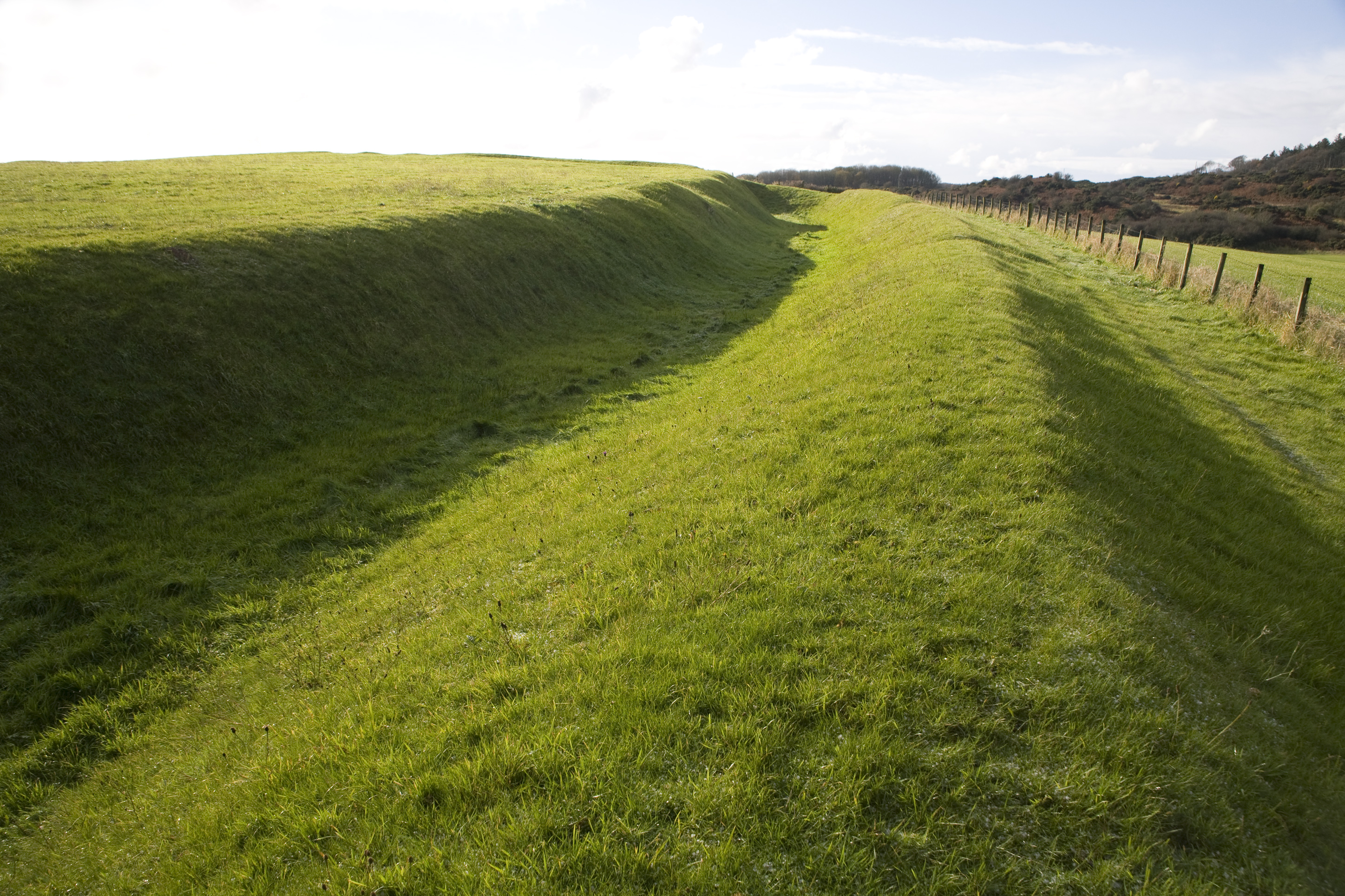 Cairn Holy Chambered Cairns | Historic Environment Scotland | HES