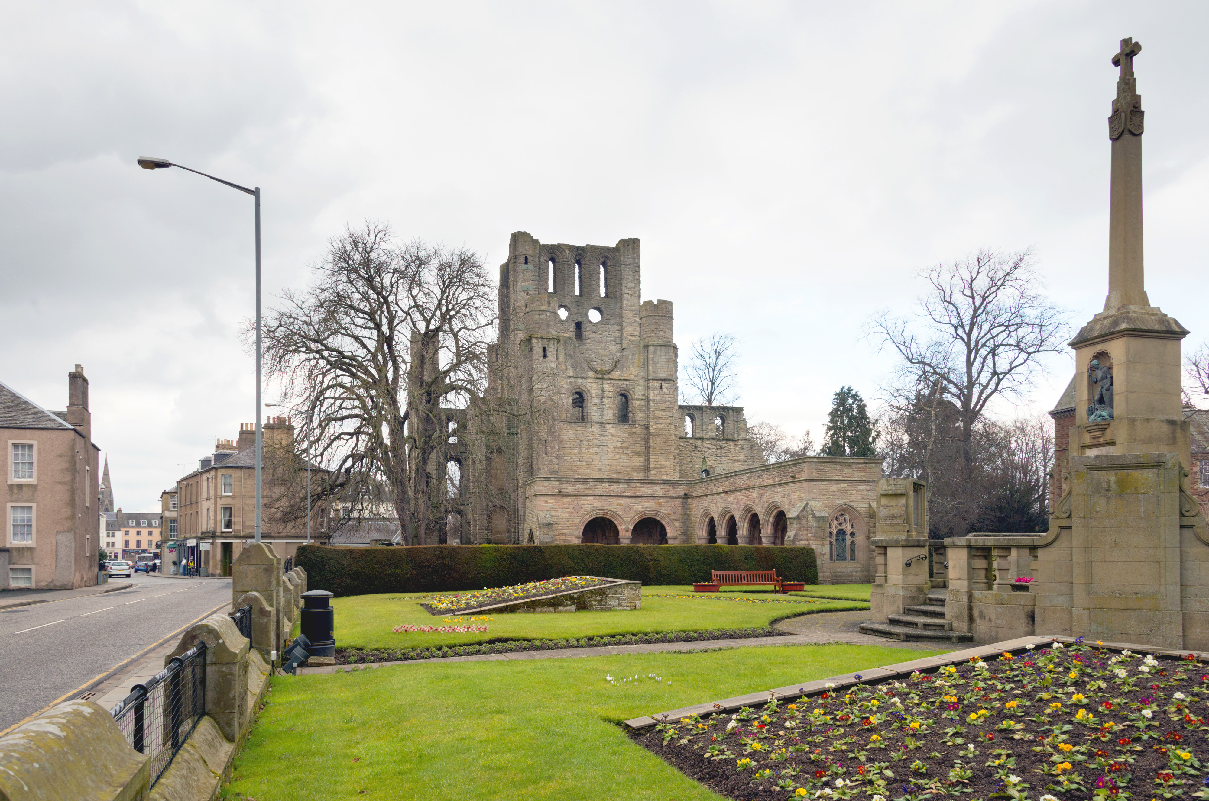 Kelso Abbey | Leading Public Body for Scotland's Historic Environment