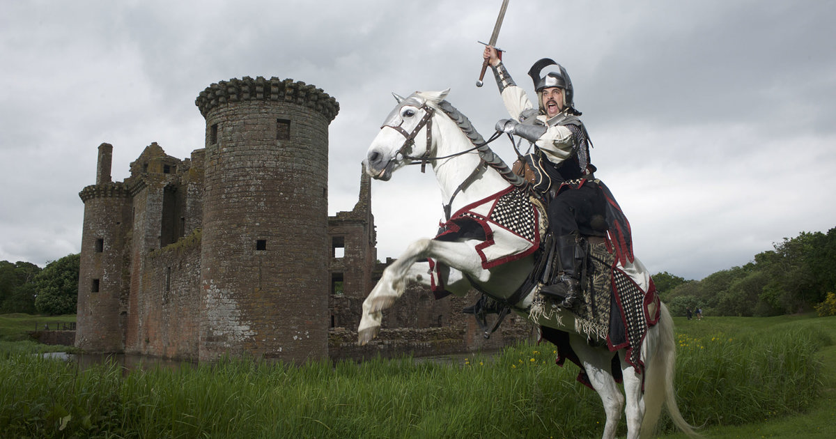 Spectacular Jousting returns to Caerlaverock Castle | HES | History