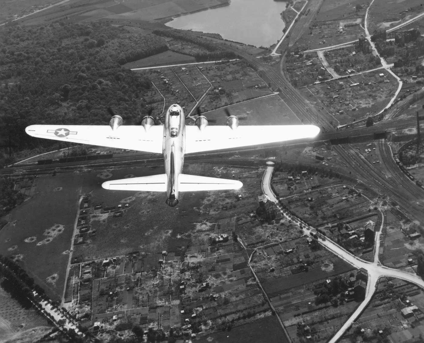National Collection of Aerial Photography gives RAF the Hollywood treatment