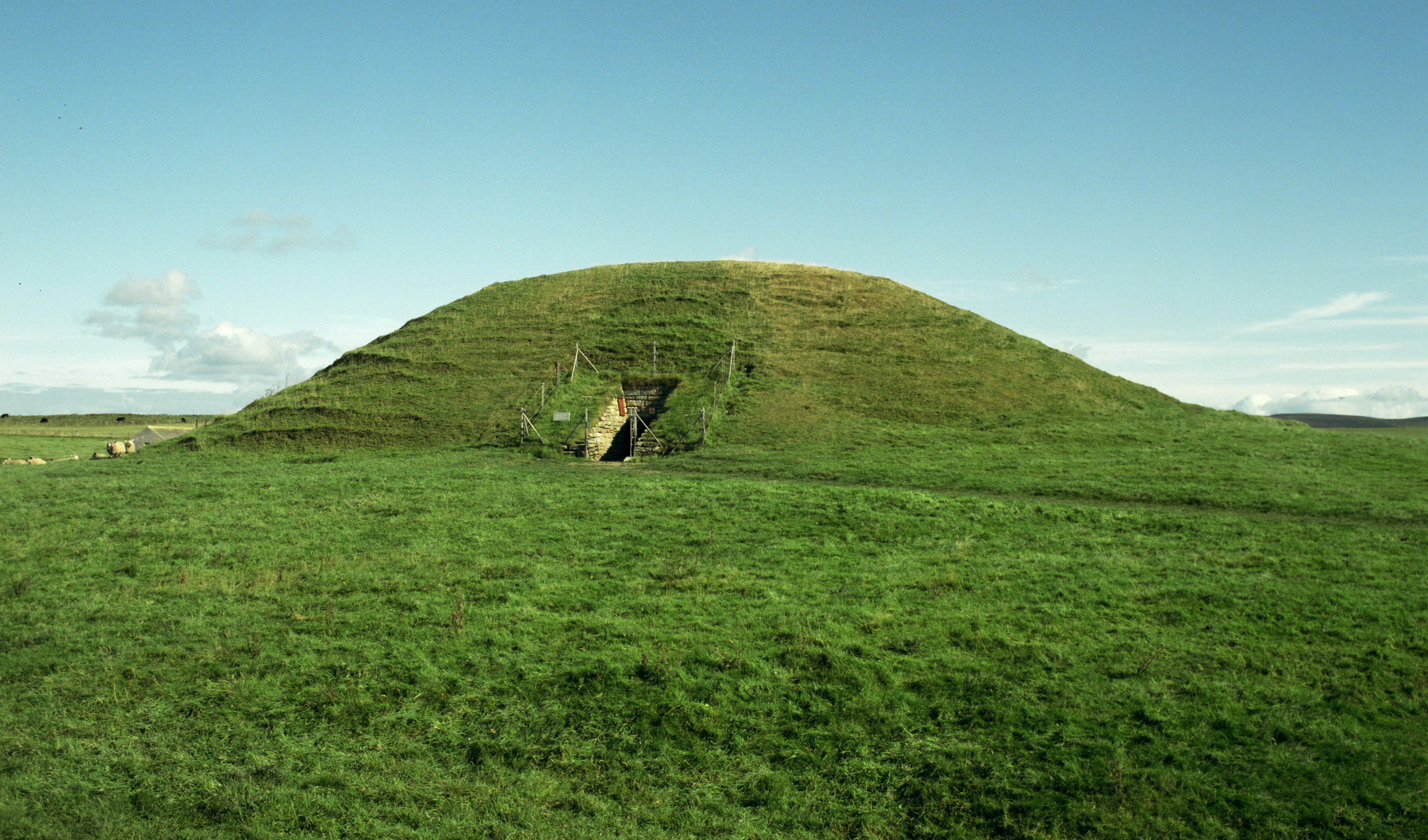 Maeshowe opens to visitors once again | HistEnvScot