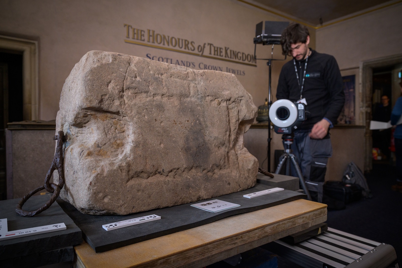 Research shines new light on the Stone of Destiny | HES