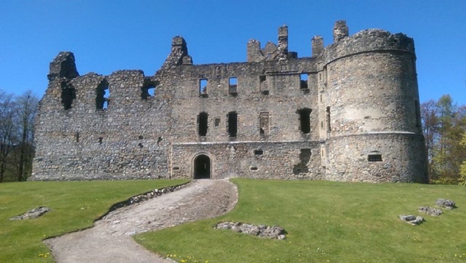 Balvenie Castle re-opens to visitors | HistEnvScot